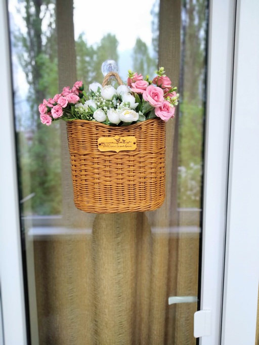 Front door sign with wicker hanging basket and | Online Supermarket