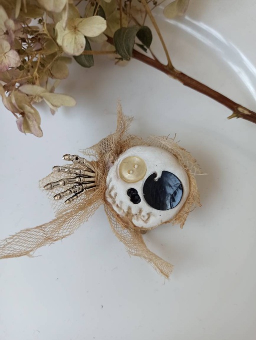 creepy cute zombie brooch. Halloween, Unique, Goth, Gothic, | Online ...